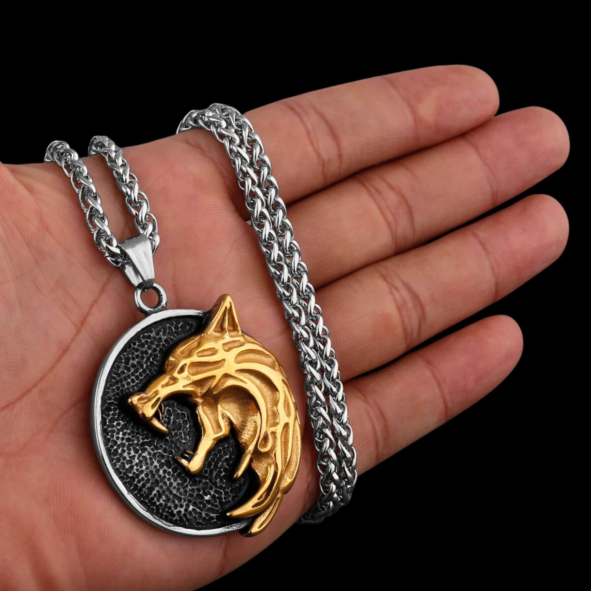 Fenrir Snarling Necklace - Odin's Treasures