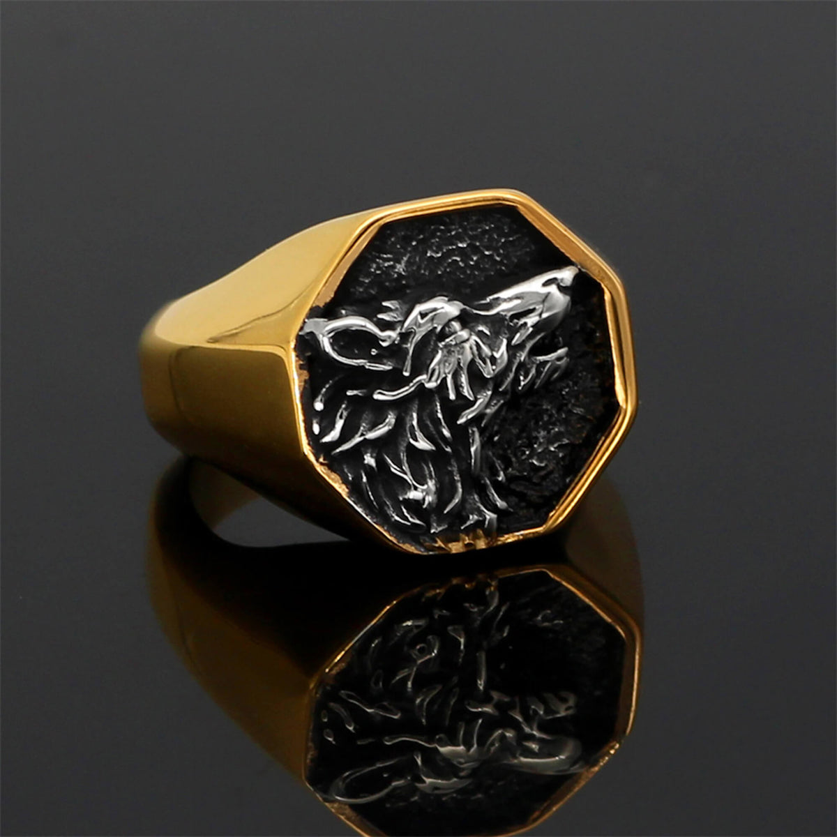 Golden Norse Wolf Ring - Odin's Treasures