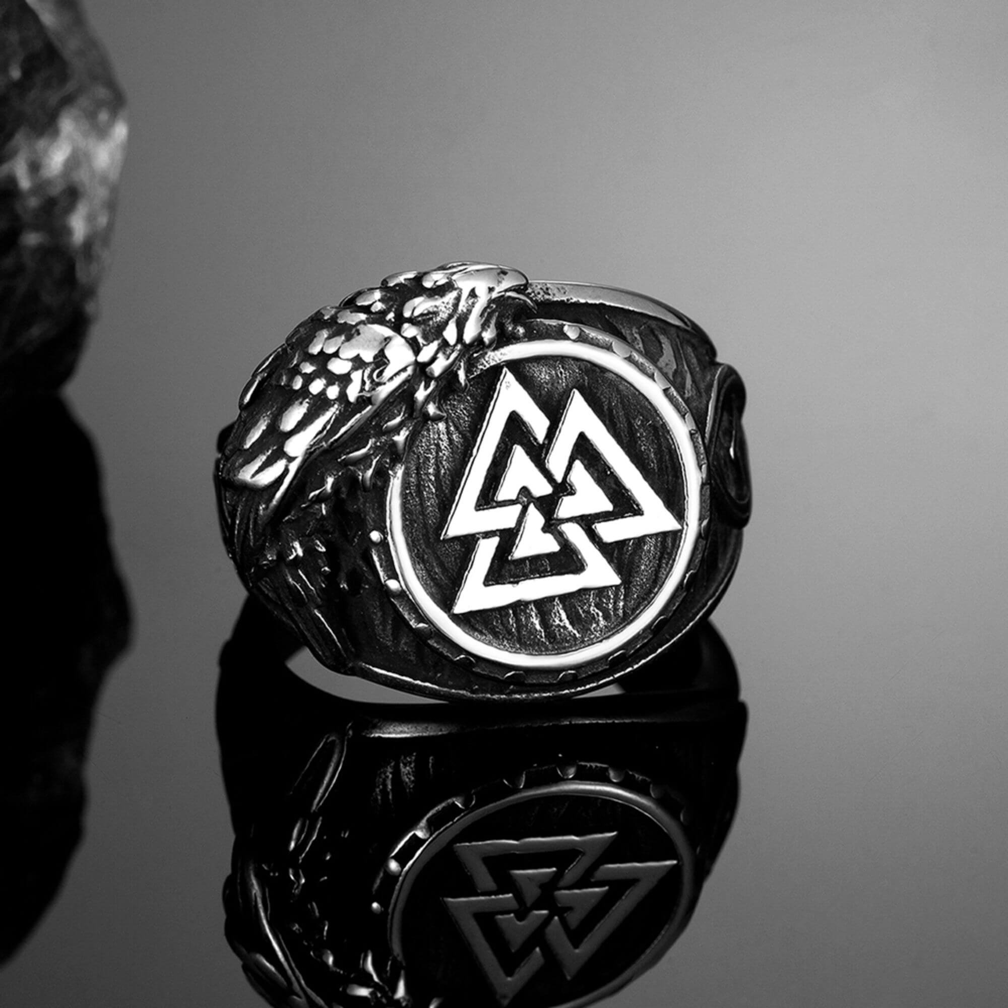 Odin's Raven and Valknut Ring - Odin's Treasures
